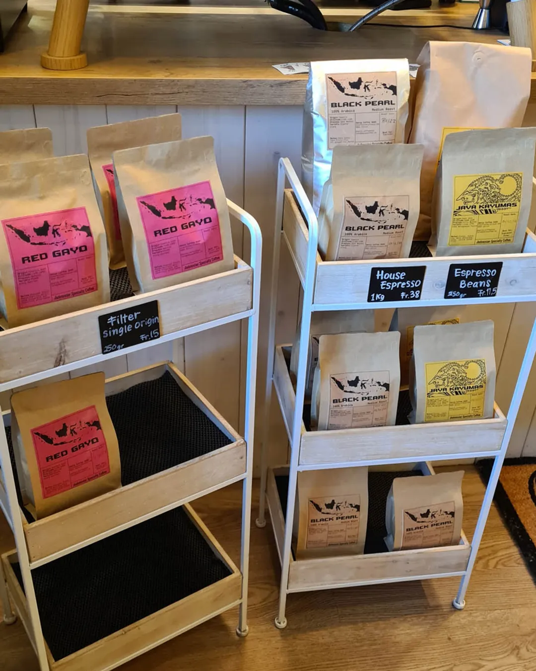 Omnia Coffee - Summer, Switzerland - Rexby